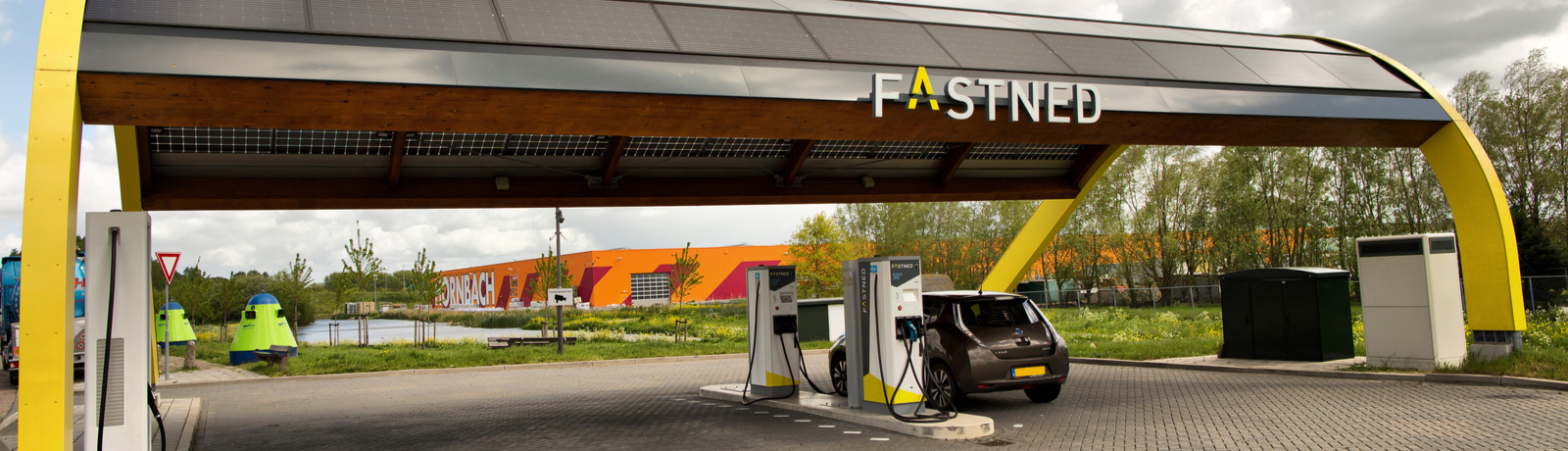 Omzet laadpalengroep Fastned verdrievoudigt bijna | Bolero